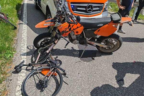 Si scontra in moto con una bici: Peter Runggaldier ferito gravemente, è ...